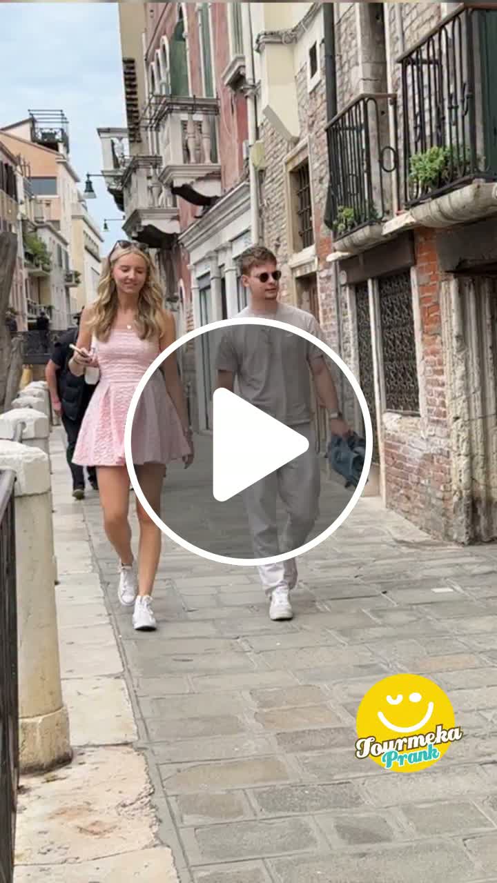 wait for her reaction 🤯🤣🤣 she almost lost her breath 😅 - NewsBreak