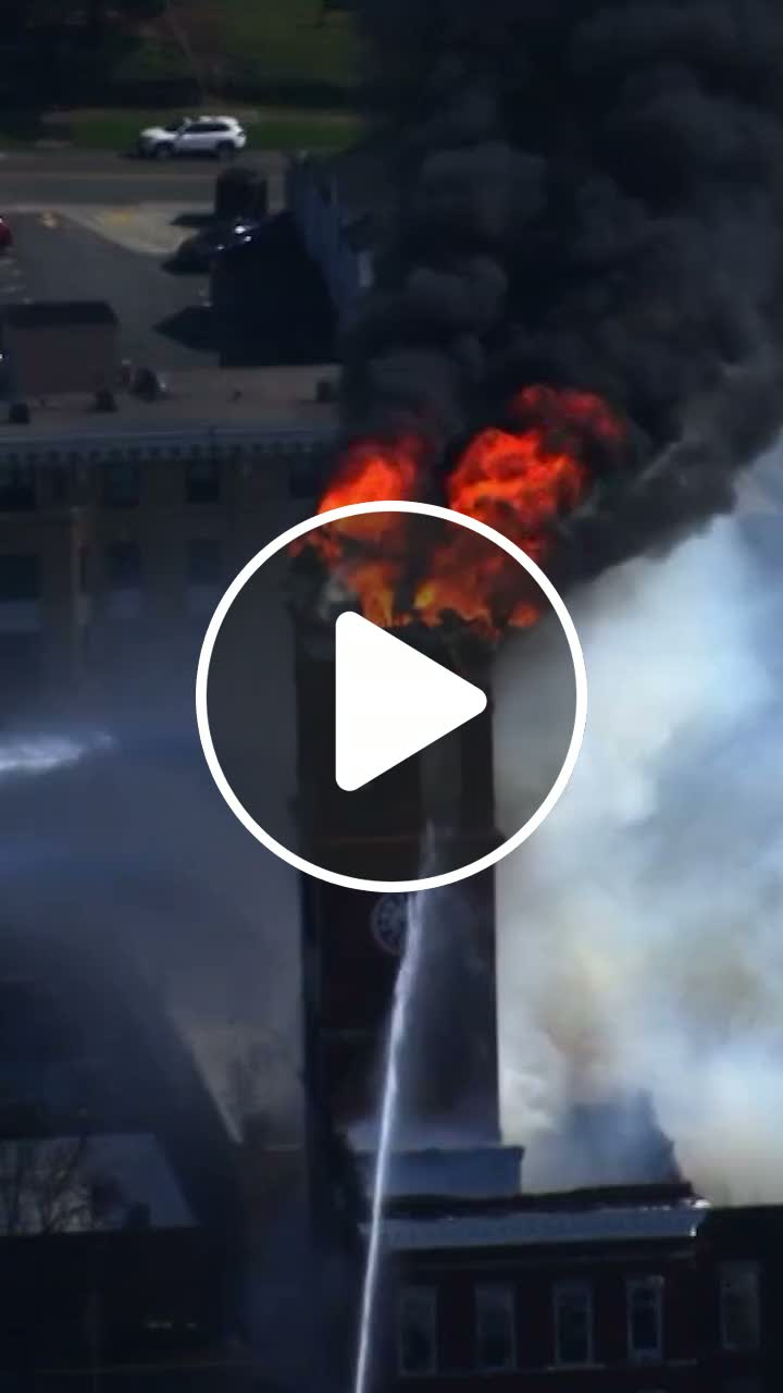 A massive fire engulfed a courthouse in Rome, Georgia, causing ...