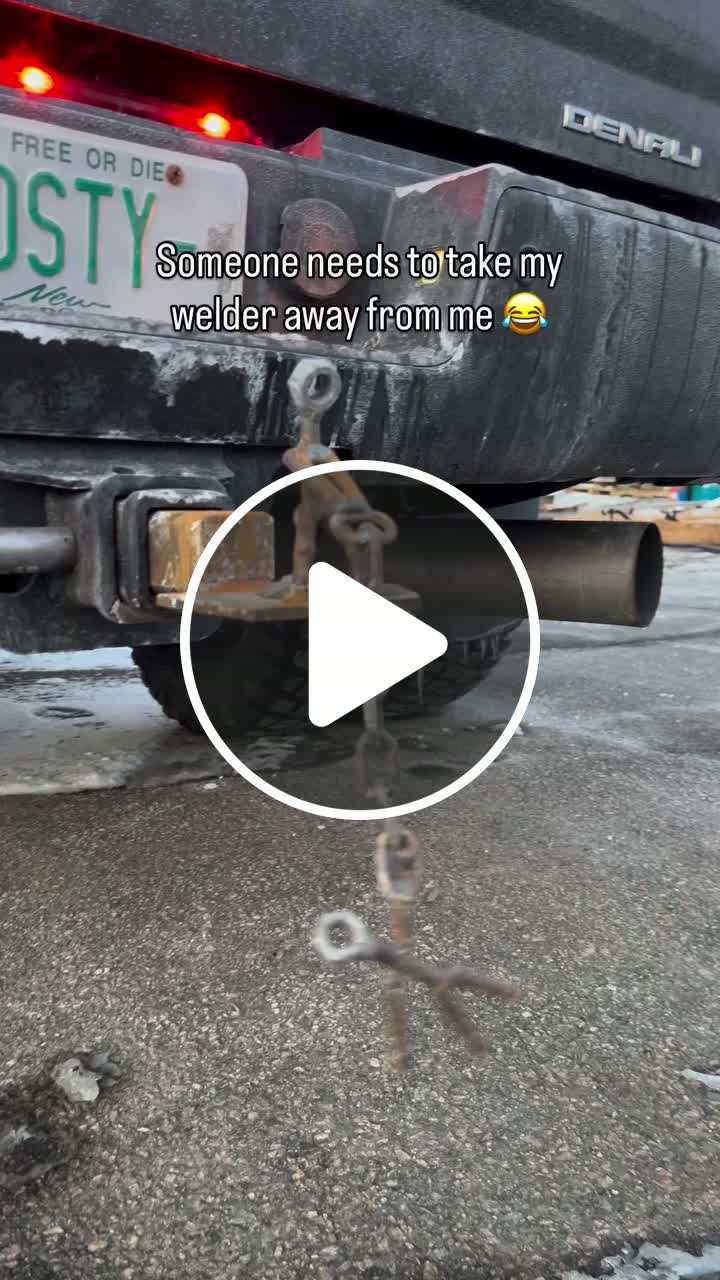 Newly Released FBI Emails Reveal Investigation Of 10 Jeffrey Epstein Co ...