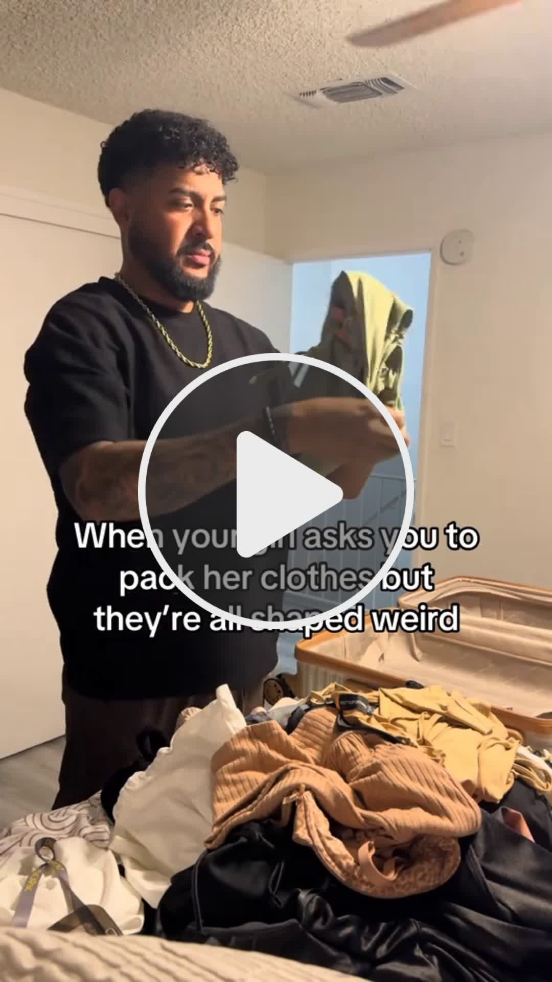 a girls clothes can be so complicated (#crazy clothing ) - NewsBreak