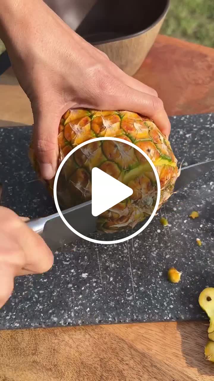 Pineapple Fun Facts Only One Pineapple Is Produced By A Single Plant In ...