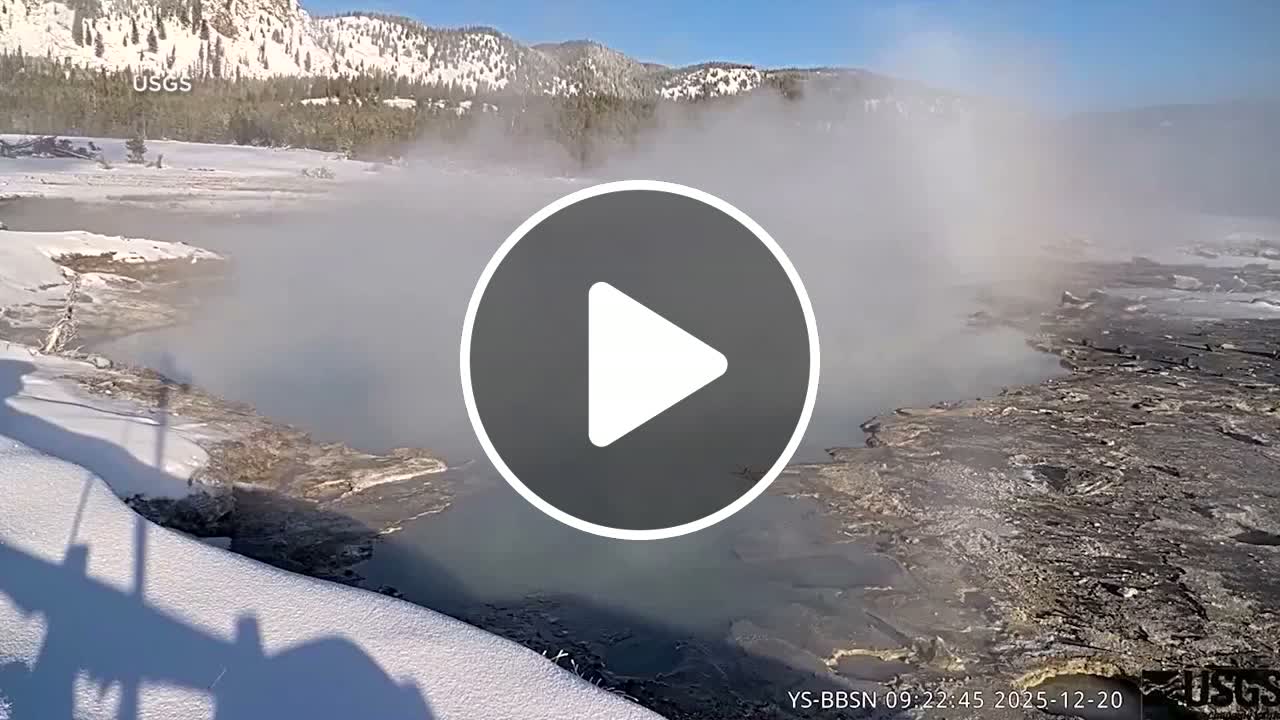 Hydrothermal explosion rocks Yellowstone's Black Diamond Pool again ...