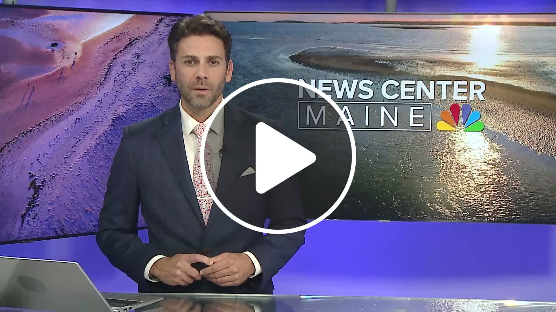 The Roast of Keith Carson: Pat Callaghan addresses Keith's hair - NewsBreak