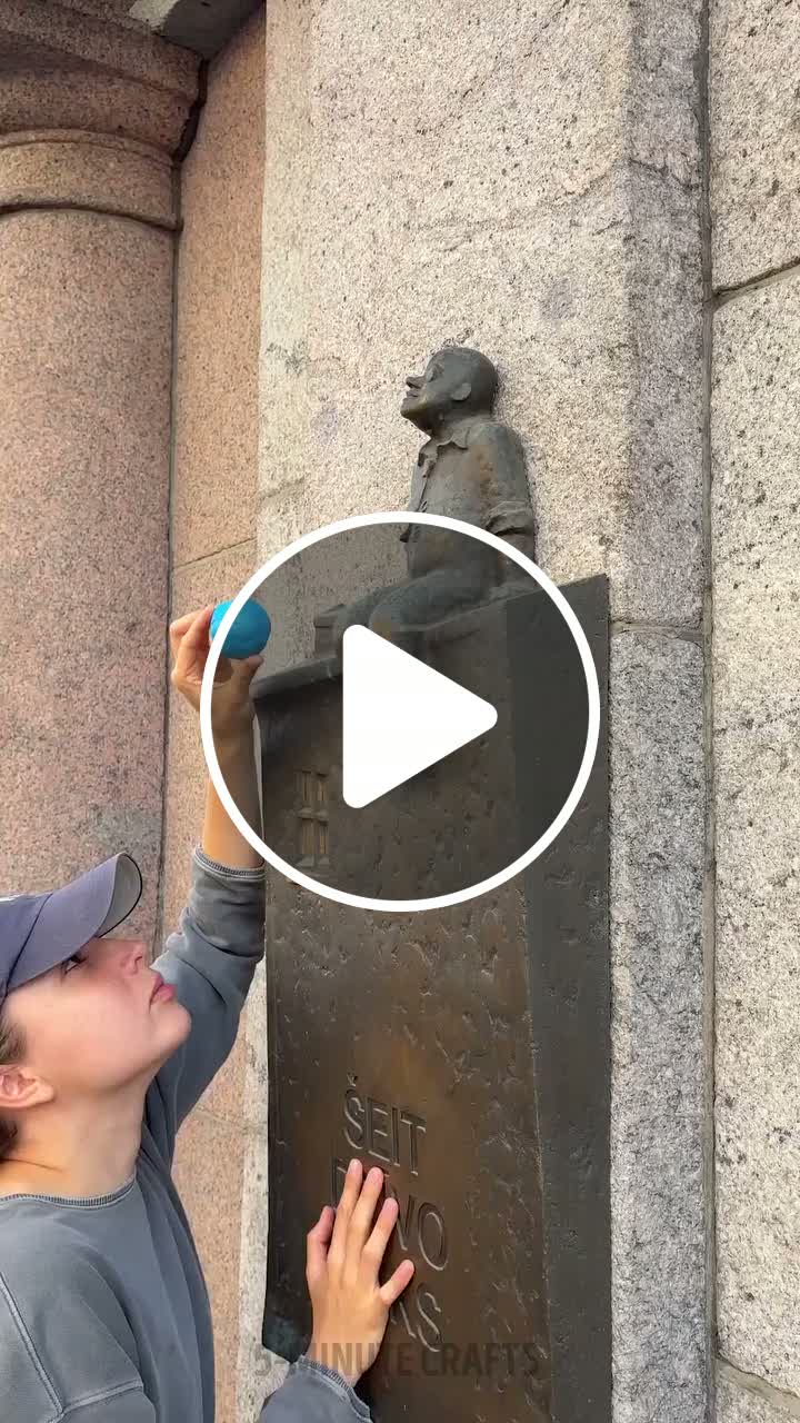 Casting a face with metal - NewsBreak