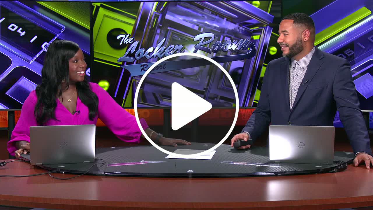 Coach Smith reaches 500-win milestone, honored at basketball game ...