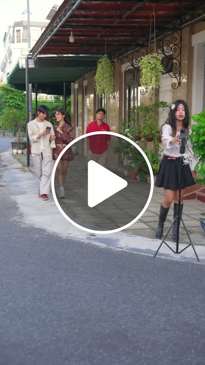 Wait For her Boyfriend's reaction 🤯 he wasn't expecting her to do that ...