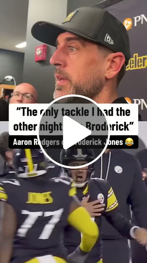 It’s all love between Aaron Rodgers and Broderick Jones 😂 (via bepryor ...