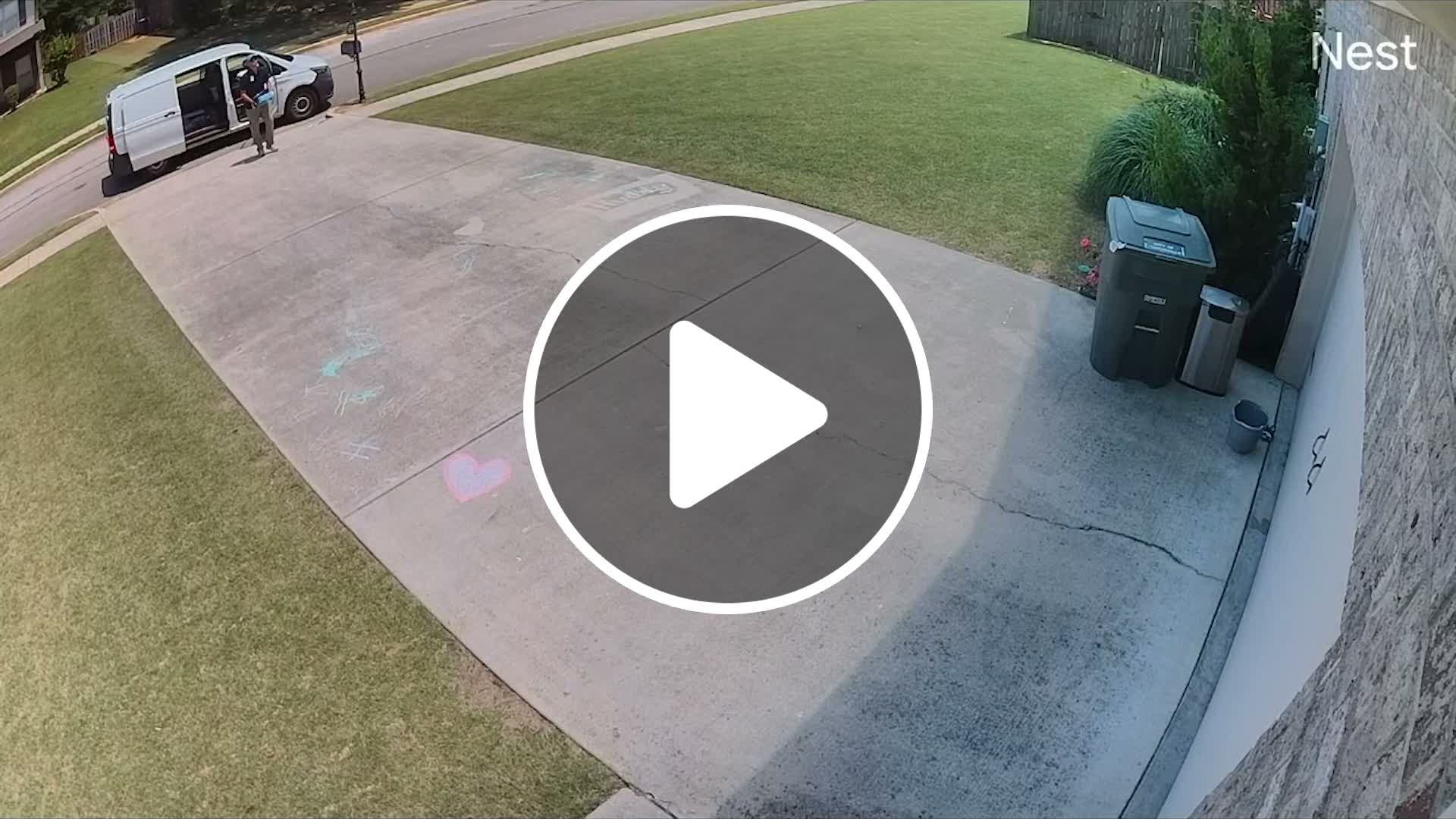 Mailman Draws Smiling Face In Sidewalk Chalk - NewsBreak