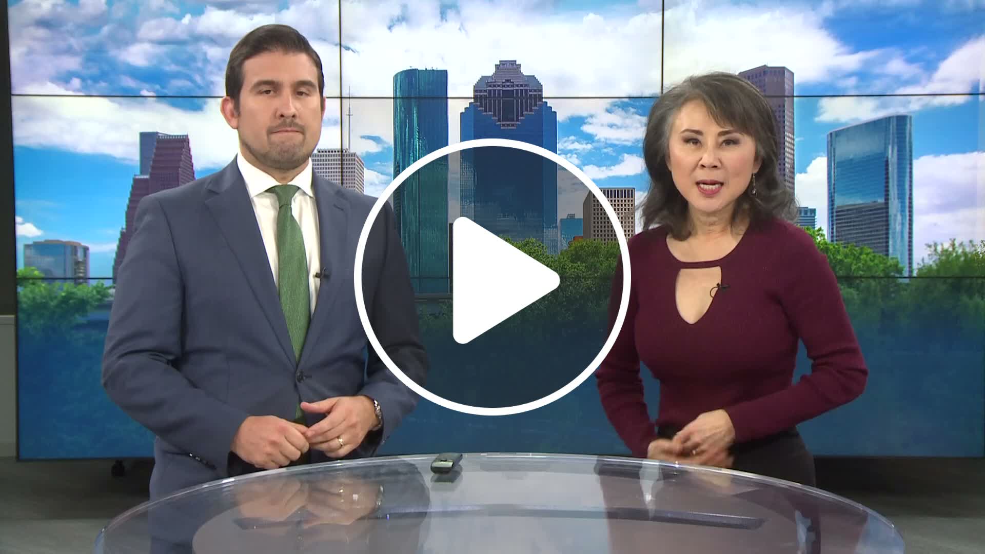 Ted Cruz spotted on plane ahead of winter weather expected in Texas ...