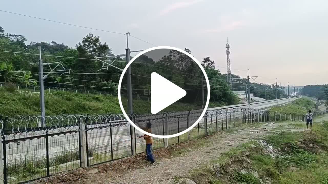 🚄🇮🇩China helped Indonesia build the first HSR line in Southeast Asia ...