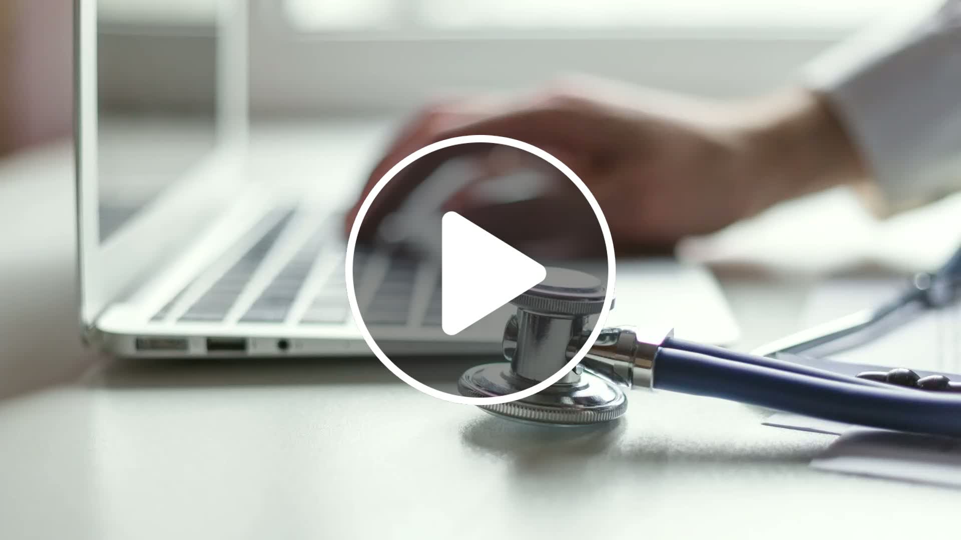 Golden Bachelor Mel Owens Makes 1st Appearance With Winner Peg at ...