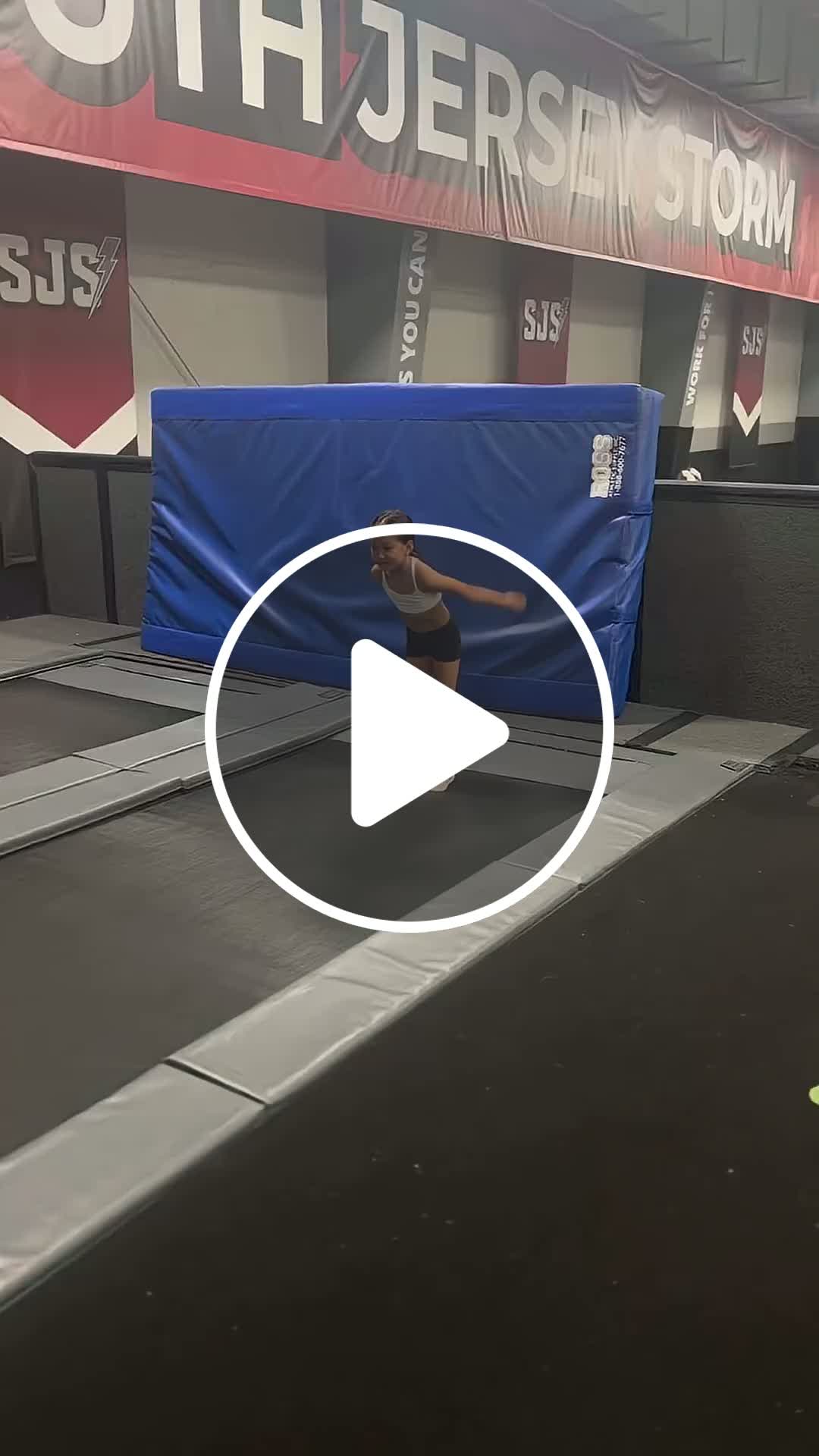 “Too Fast!” 😱😂 - NewsBreak