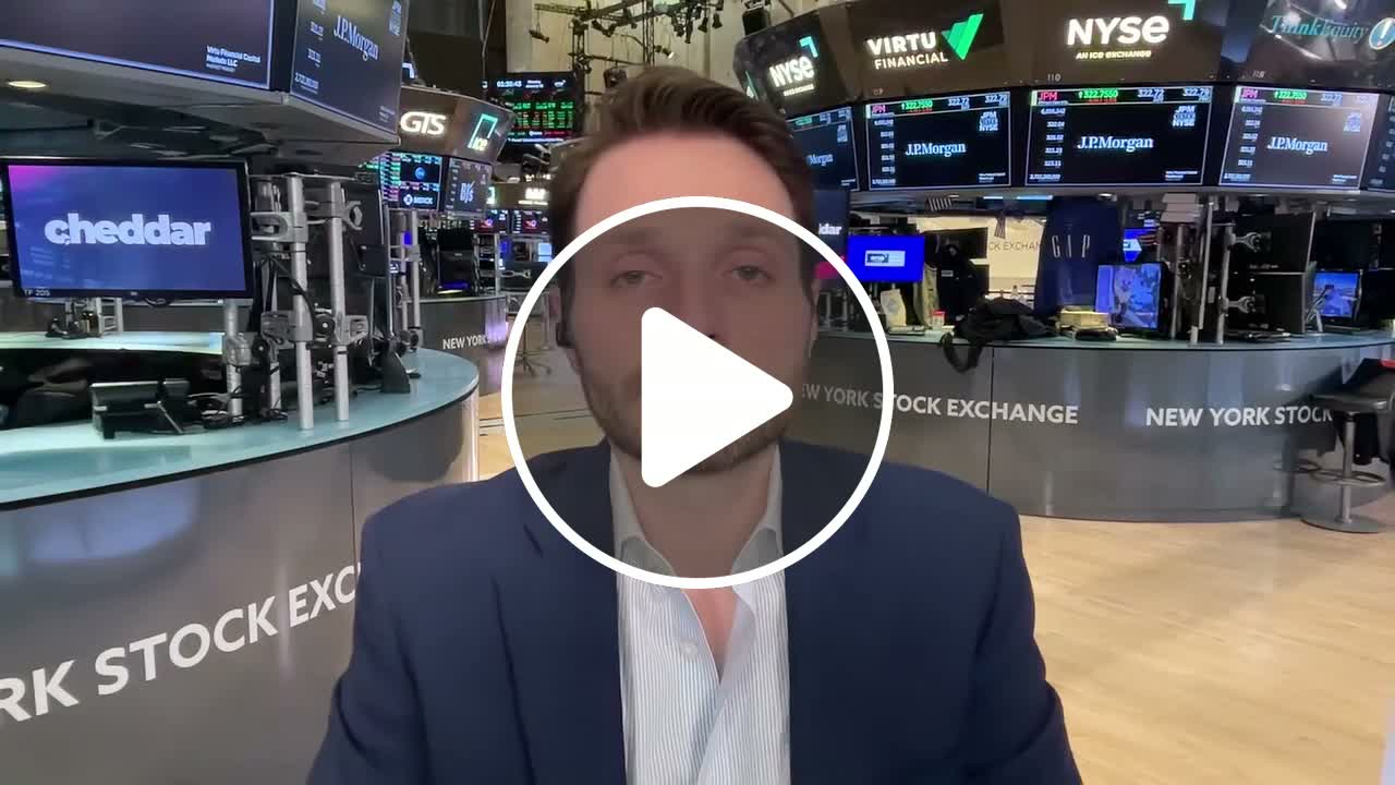 Is the U.S. Job Market Losing Steam? Inside the “Stall Speed” Economy ...