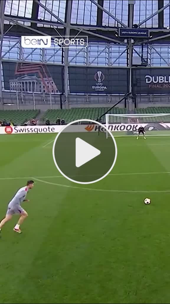 Xabi Alonso ne peut pas s en emp cher Football Foot Xabi Alonso Bayer ...