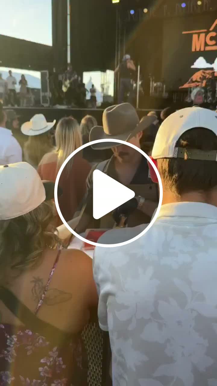 The 'Cannoli Cowboy' from Stagecoach is now going viral - NewsBreak