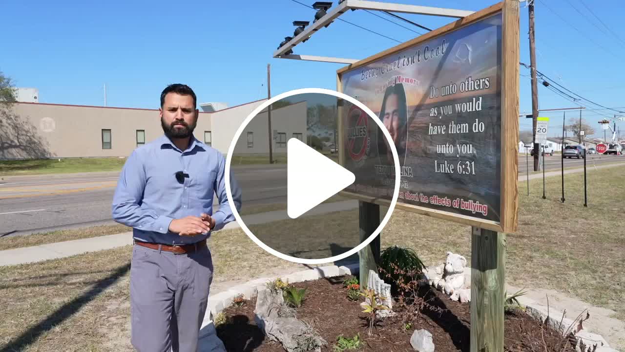 Father replaces memorial sign for Flour Bluff teen lost to suicide ...