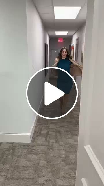 Secretary Style Secrets_ Elegant Office Outfit Ideas That Always ...