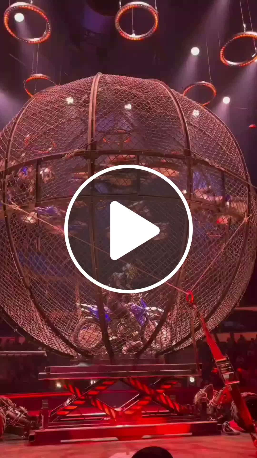 Wow 😲🤯🤯🤯.. very dangerous - NewsBreak