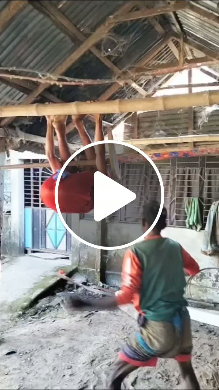 this is crazywhat is this guy thinking doing that kind of thing - NewsBreak