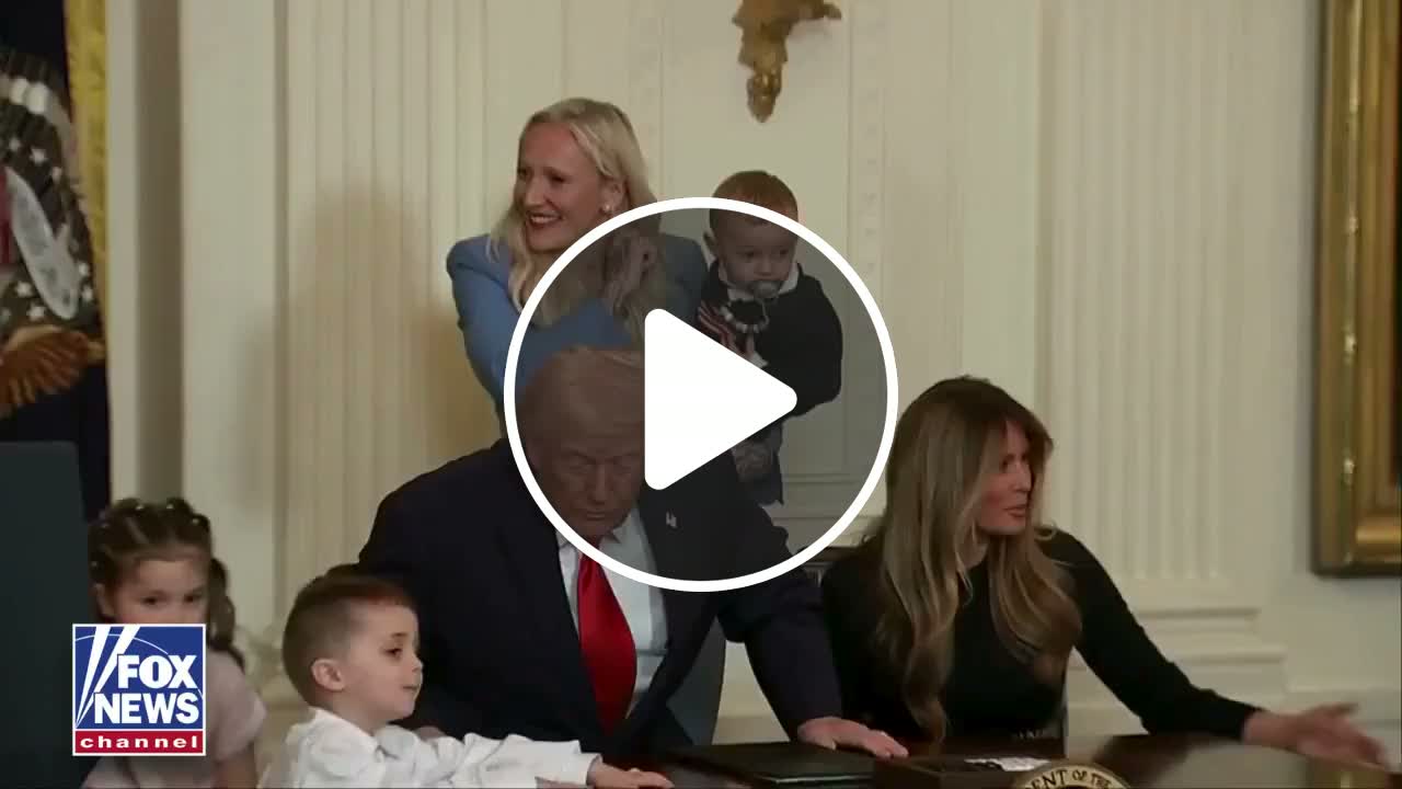 PROCLAMATION SIGNED: Trump signs a proclamation recognizing Women’s ...