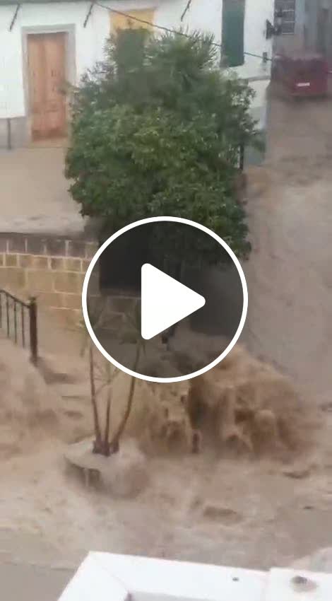 Heavy flooding due to extreme rainfall in Íllora, Granada, Spain (17.10 ...