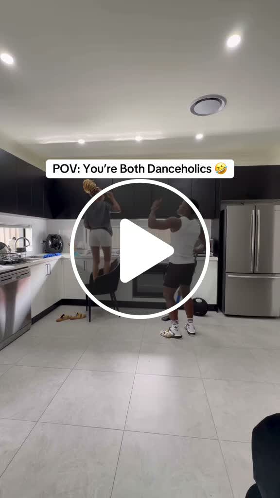 life no hard, na you go marry titled man 🤣 marry who you can play with😍 ...