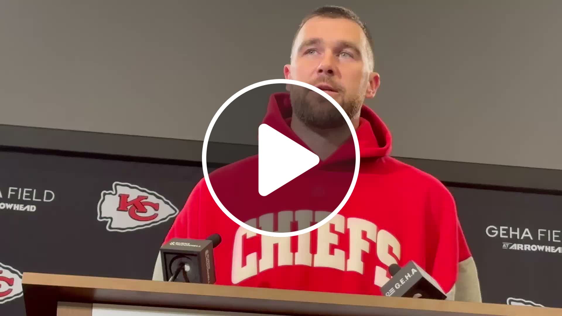 Kansas City Chiefs TE Travis Kelce on Playing in Arrowhead, Hyping Up ...