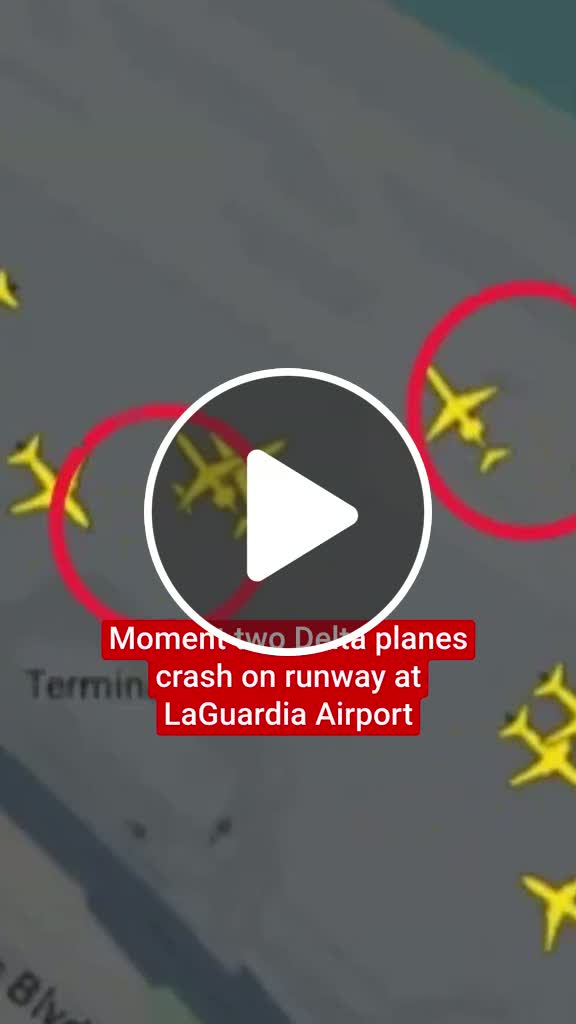 Flight tracker footage shows the moment two Delta Air Lines planes ...