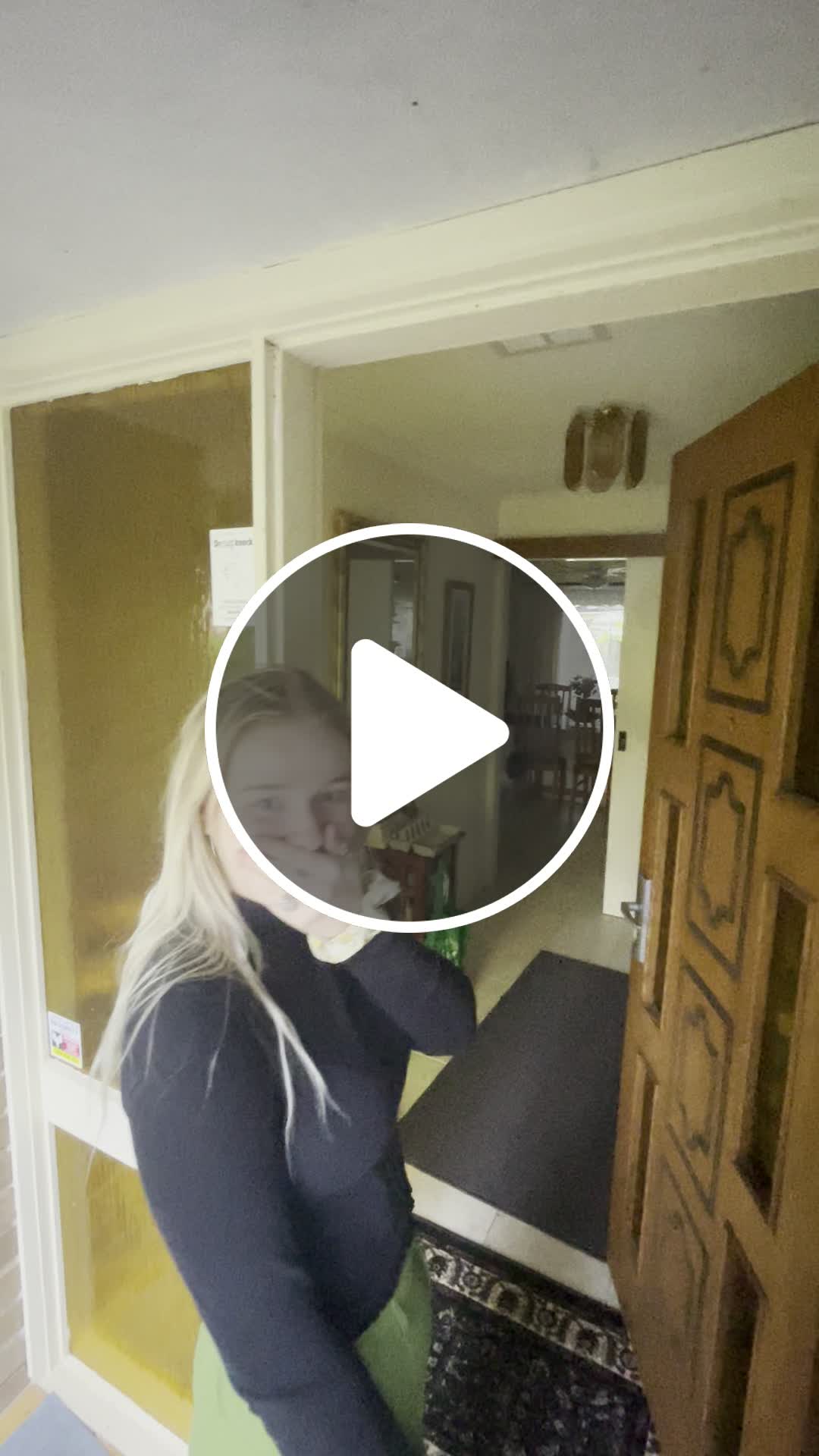 Surprising grandparents in Australia after traveling Europe for nearly ...