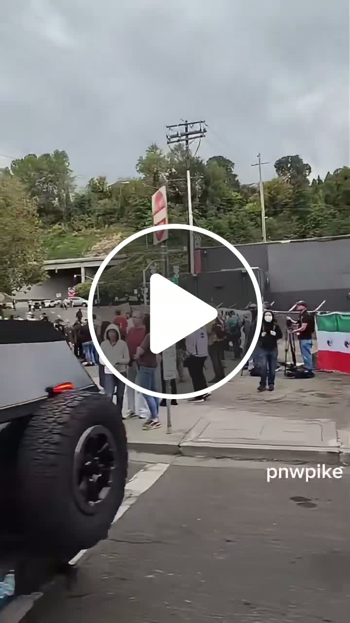 Just look at this, look at these stations setup for Portland ICE ...