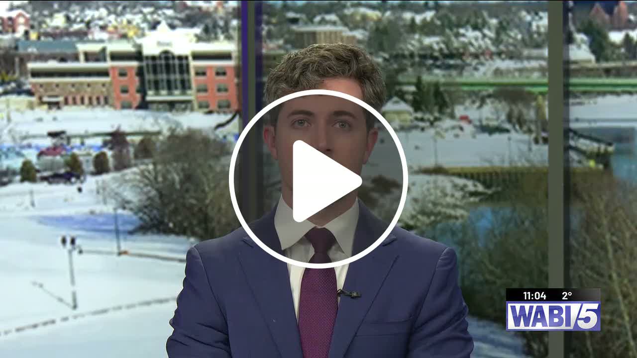 Portland firefighter injured, boat sinks in waterfront fire - NewsBreak