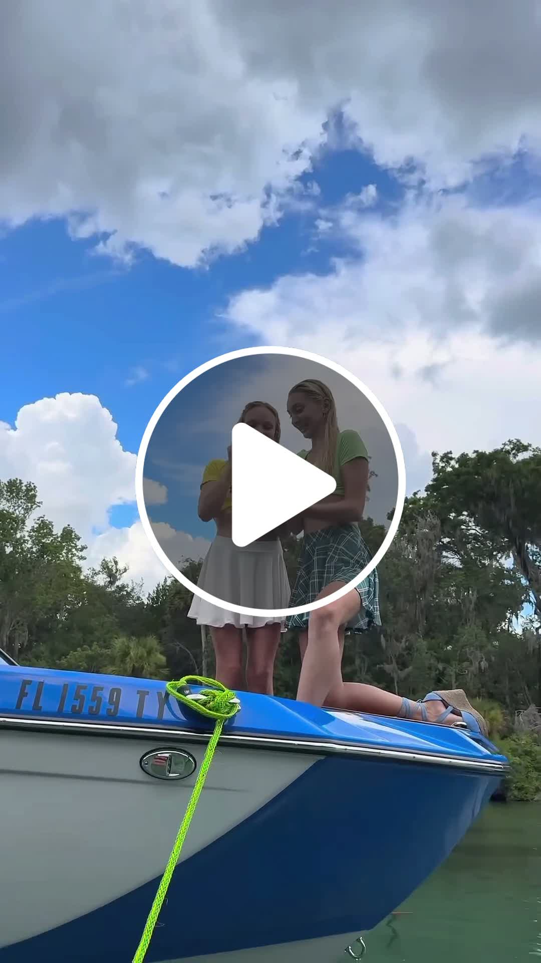 Boat backflips w Youraubsome - NewsBreak