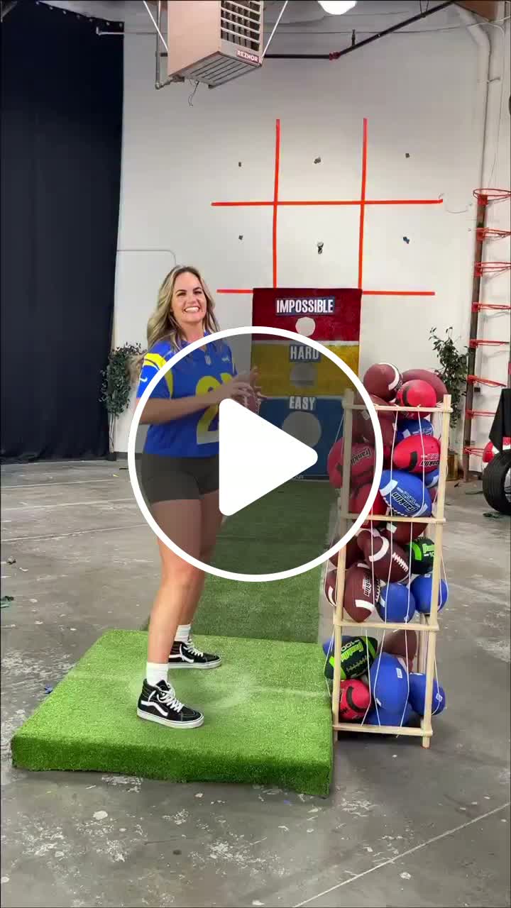 Can the Rams win today or is it IMPOSSIBLE⁉️ #trickshot #rams #football ...