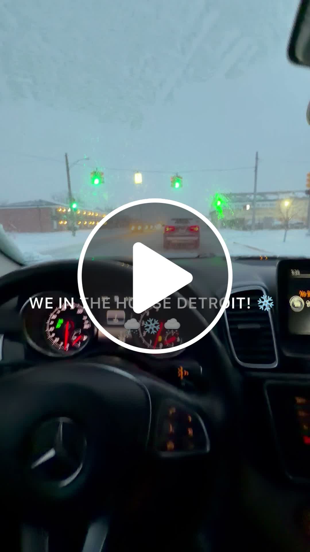 THEY DIDNT SAY A WORD ABOUT THIS UNTIL THIS MORNING?!? METEOROLOGIST ...