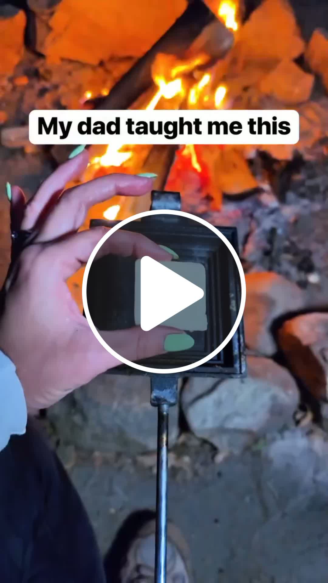 How to make yummy campfire s’mores with no sticky mess 🍫 #smores # ...