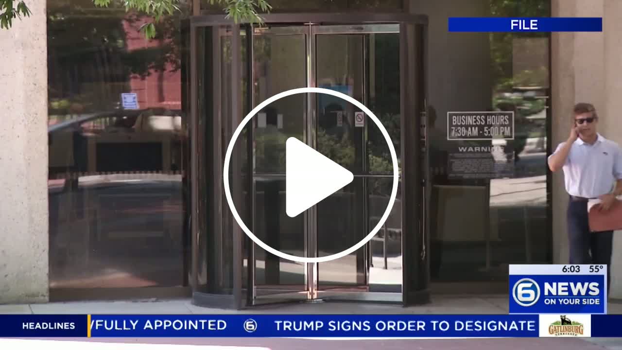 Chad Michael Murray with his wife Sarah and their two oldest kids at ...