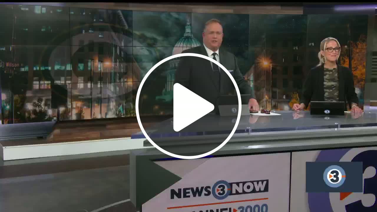 Josh Jacobs practicing after injury, hopeful to play Sunday - NewsBreak