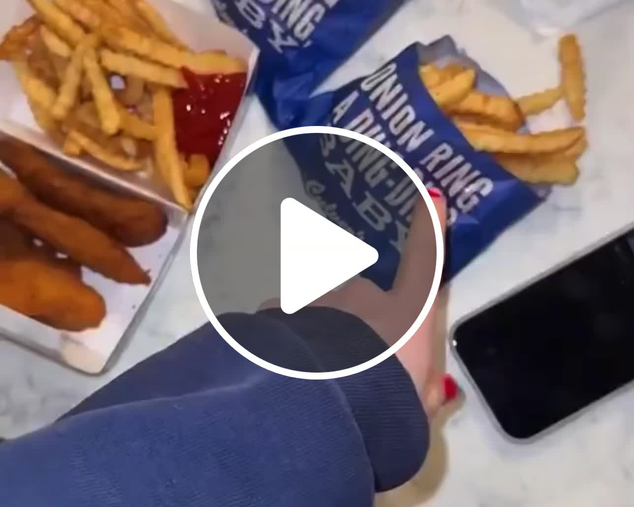 Tim Walz and family remind you they TOO are humans who eat HUMAN food ...