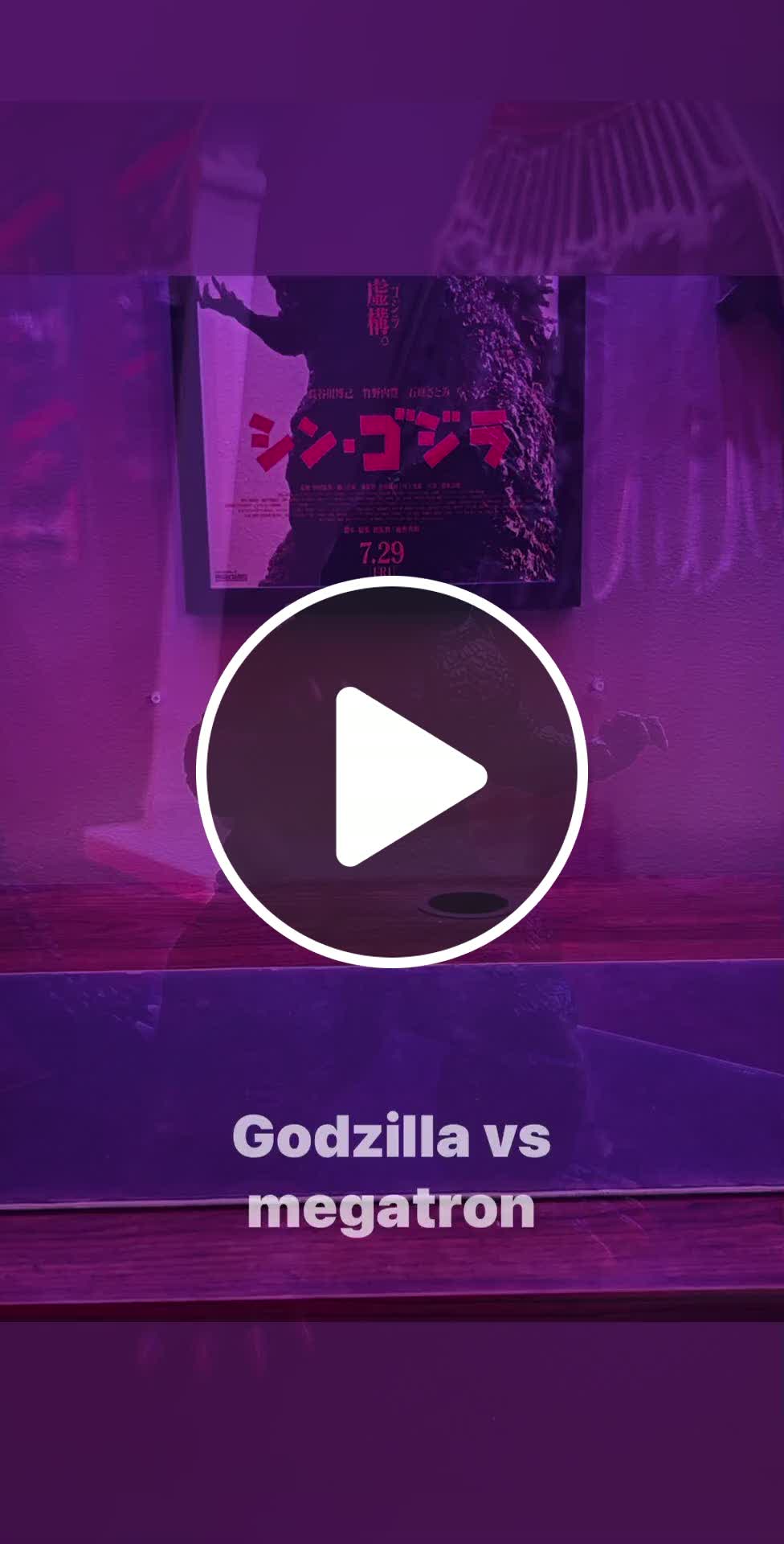 G1 Megatron takes on Heisei Godzilla! Who's the real king of ...