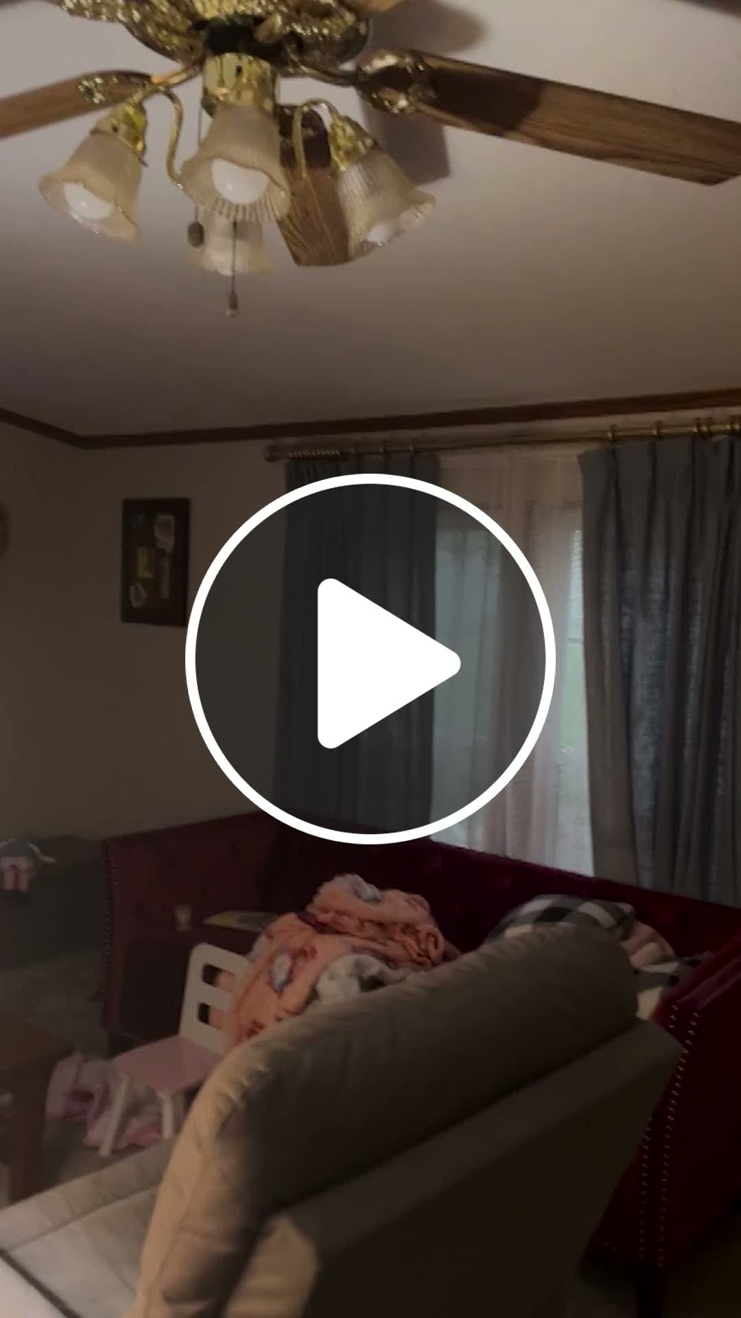 Illinois man captures moment a tornado tore through his home - NewsBreak