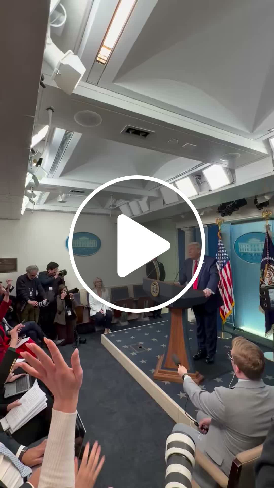 Donald Trump -After nearly two hours at the podium, the media still can ...