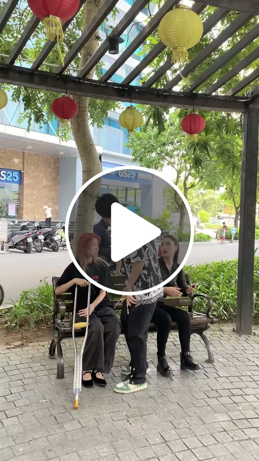 When a Bully Targets the Wrong Victims #StopBullying #GirlPower # ...