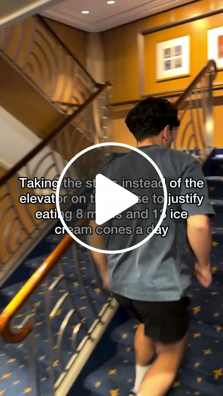 After 10-Year Marriage, Matthew Stafford’s Wife Makes Relationship ...