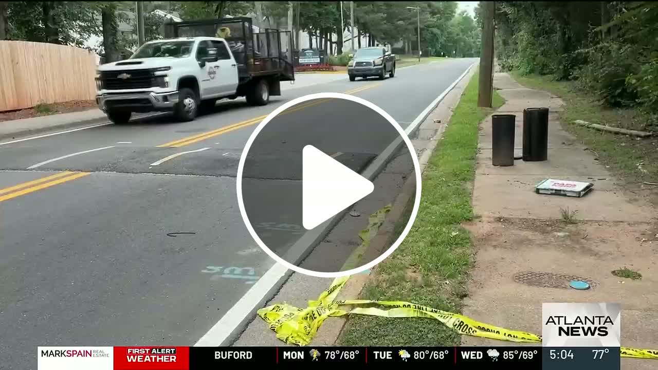 Double shooting leaves 1 man dead, 1 injured at apartment complex ...
