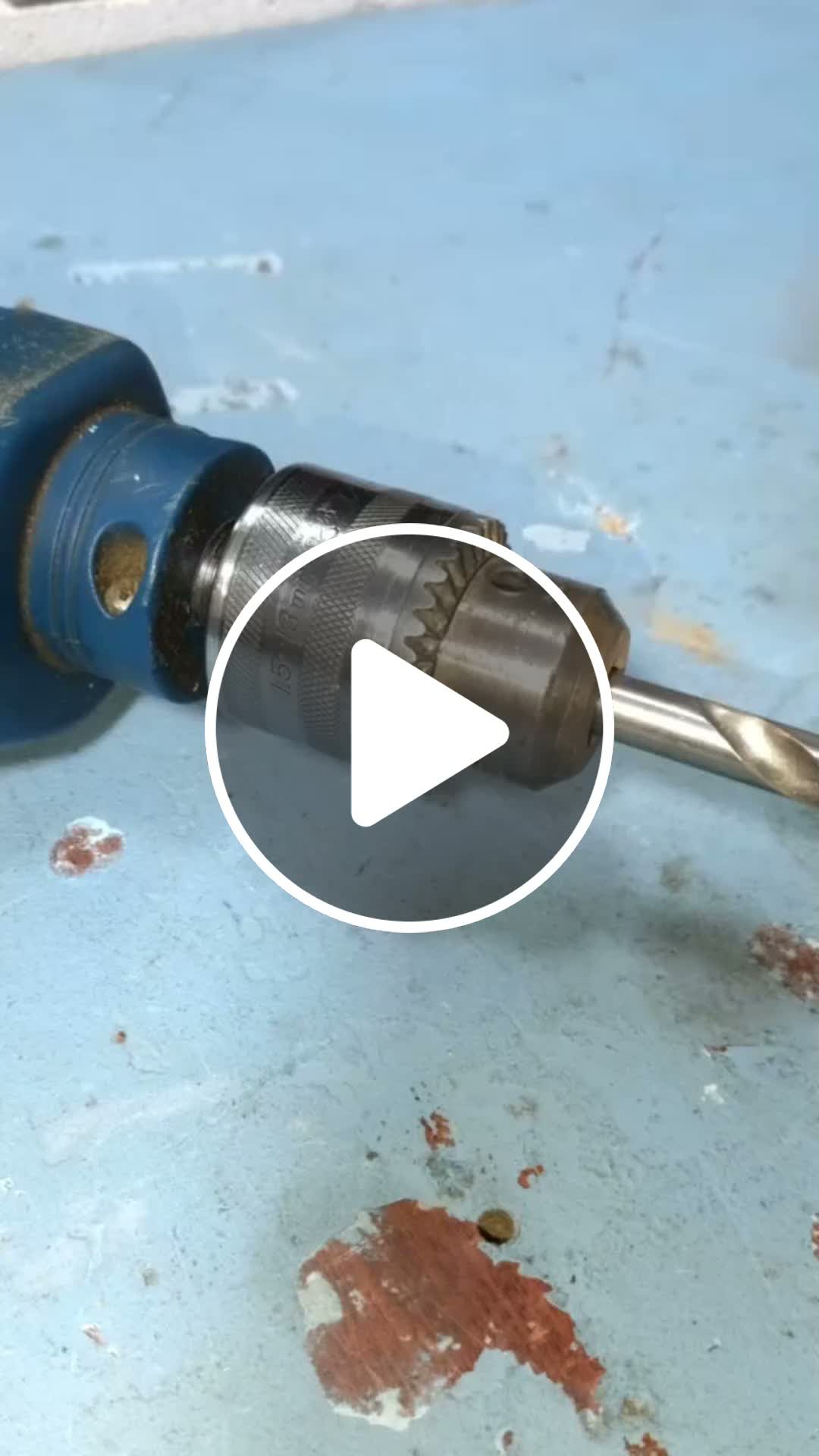 A Great Drill Trick Using a Wrench and Screwdriver that Will Come in ...