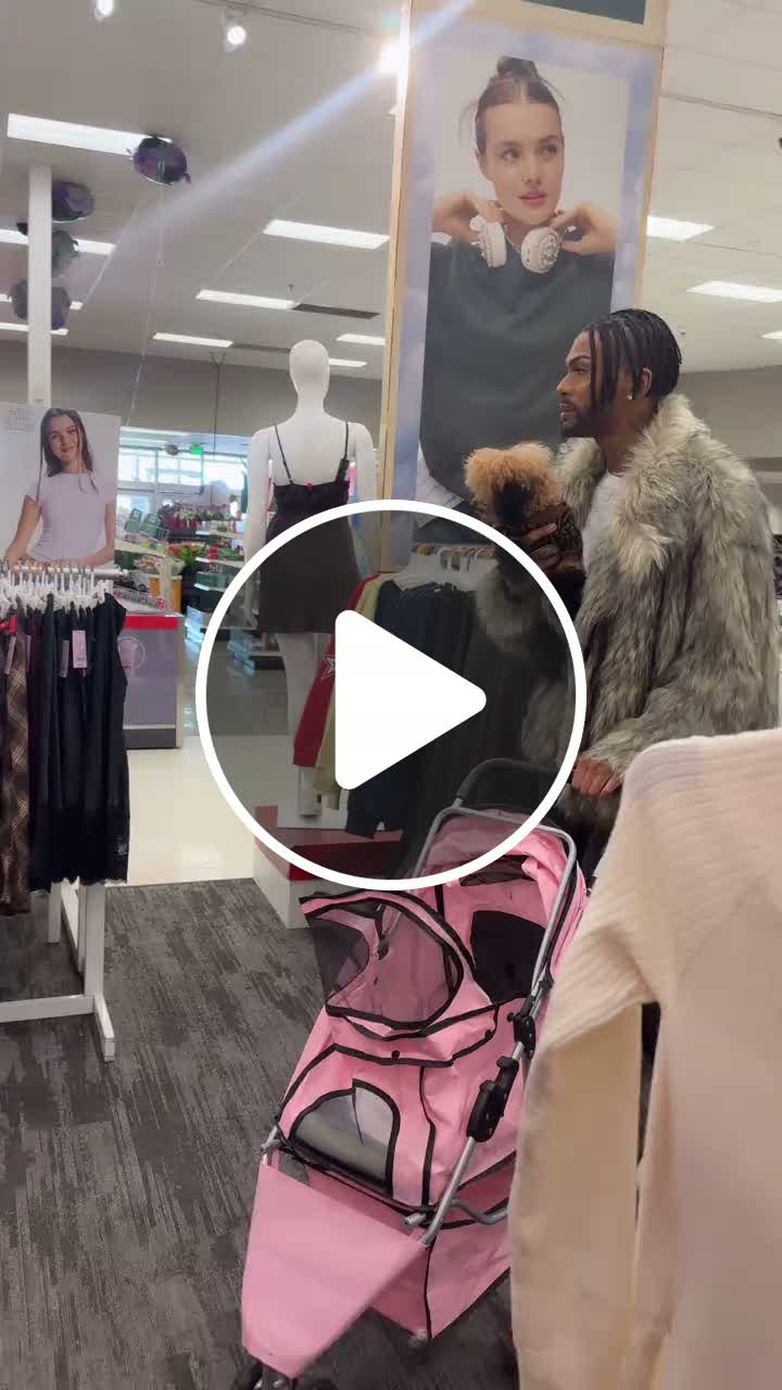 Leave him ande his daughter alone 😉🤣🤣🤣🤣 - NewsBreak