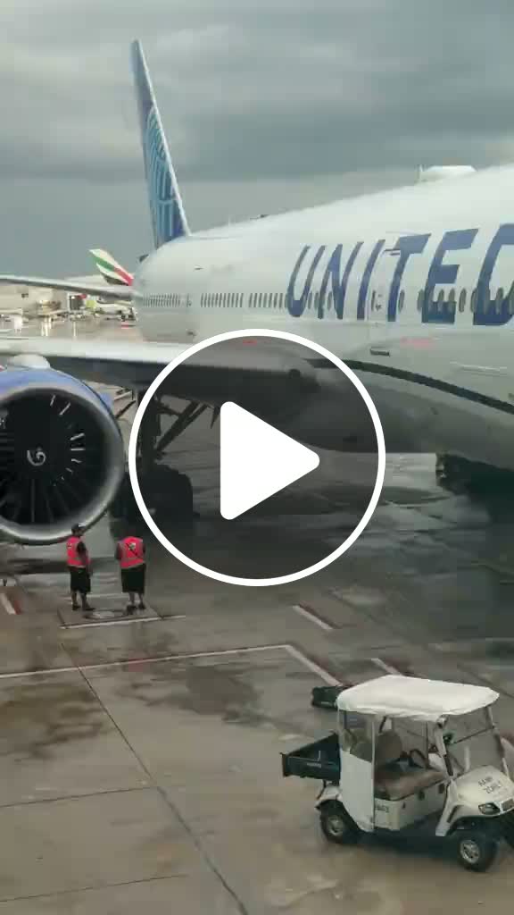 Ex-NFL star details terrifying moment plane engine caught fire - NewsBreak