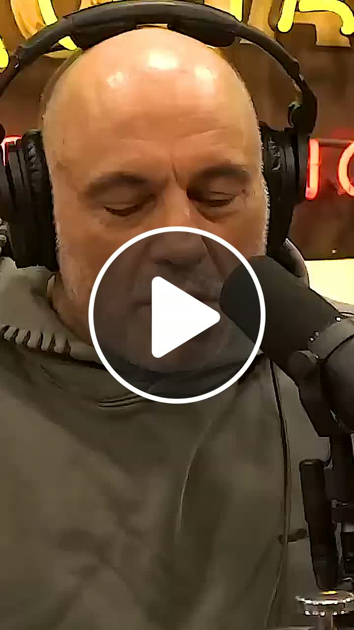 Joe Rogan Reacts to Wild Donald Trump Prediction - NewsBreak