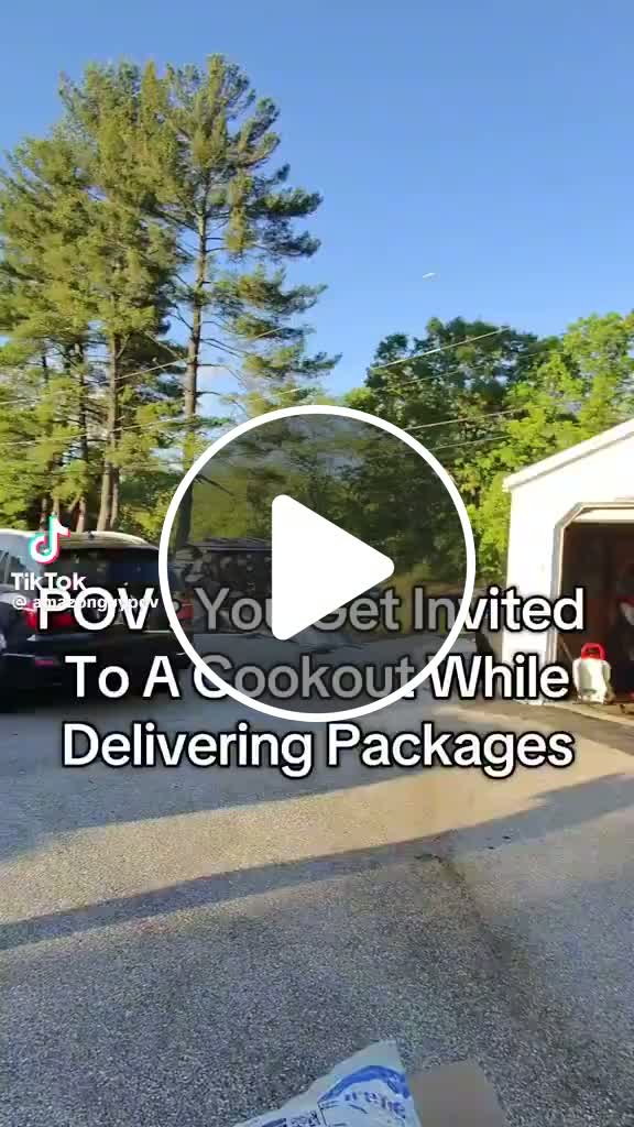 This amazon guy got invited to a cookout while delivering packages ...