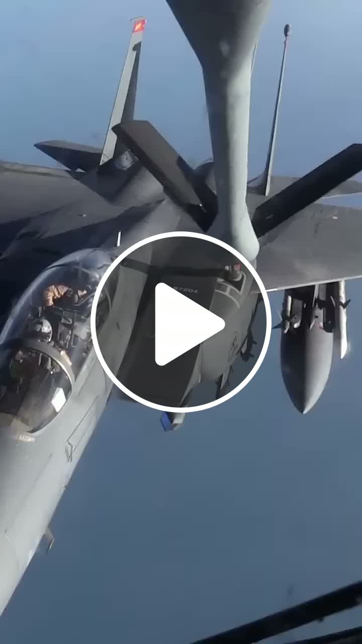 Key Role in Aerial Refueling The Boom Operator - NewsBreak